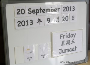 [Printable] Classroom Calendar – in English & Chinese – Owlissimo's Blog