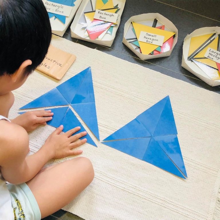 [free printable] Montessori Blue Constructive Triangles – Owlissimo's Blog